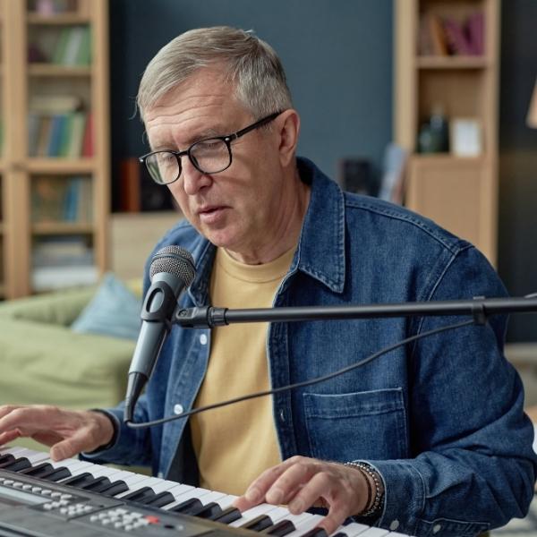 JazzEdge – The First AI-Powered Piano Learning Platform